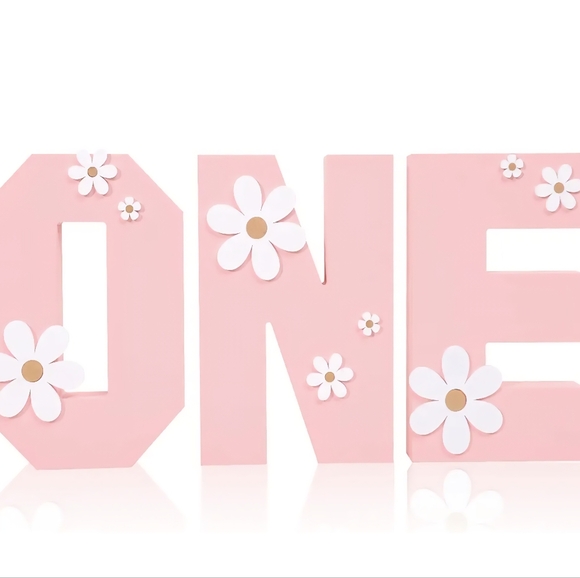 Accents | Wooden Daisy One For Birthday Photo Prop Daisy One Birthday ...